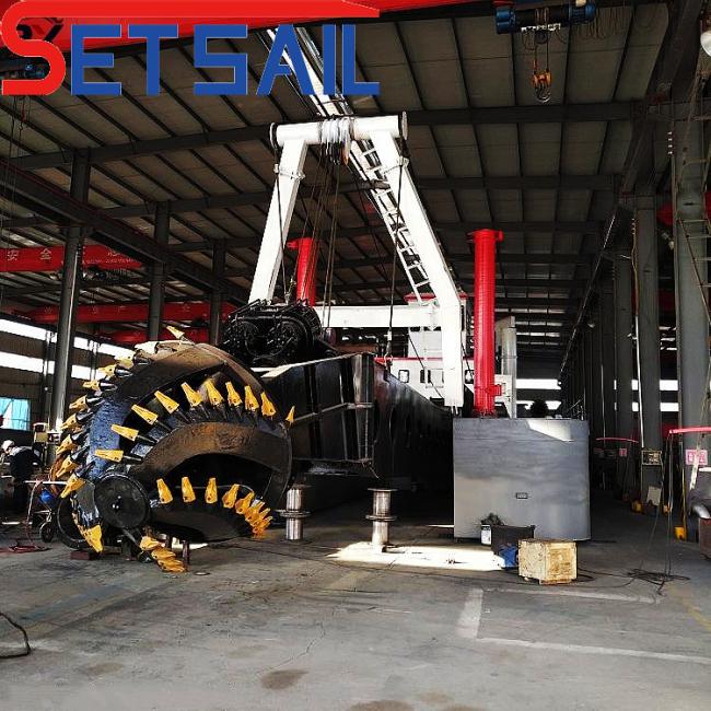 China Made Cutter Suction Sand Dredger for Reclamation Project