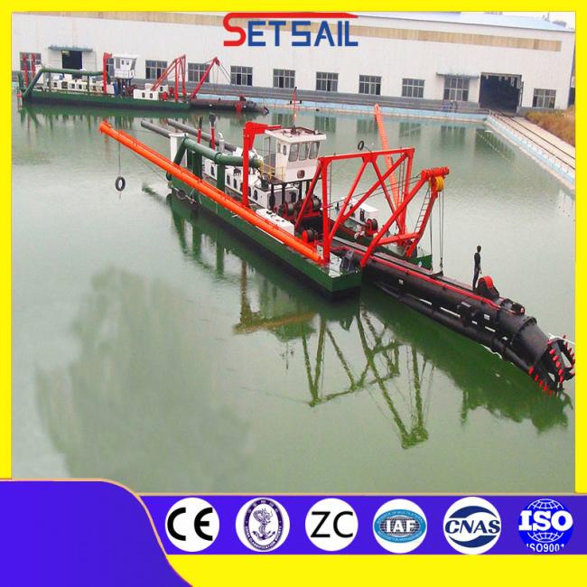 Low Failture Diesel Engine Cutter Suction Dredging Mud Equipment