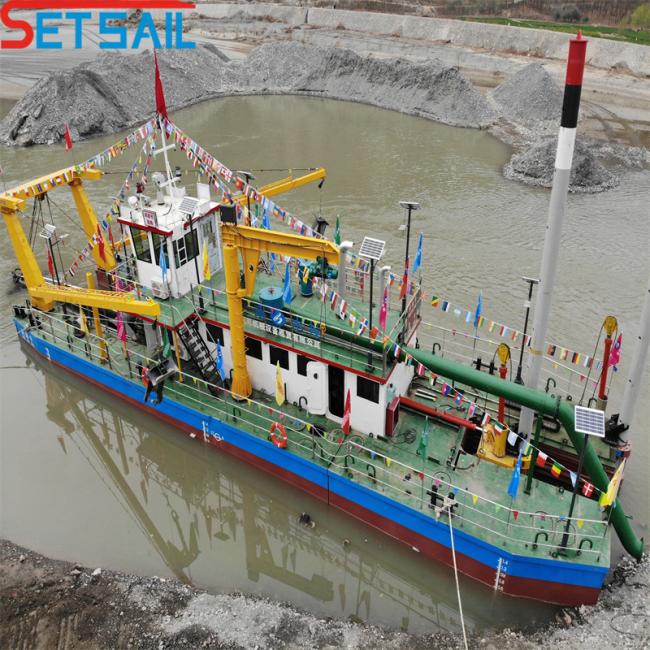 Made in China Factory 28 Inch Cutter Suction Dredging Boat