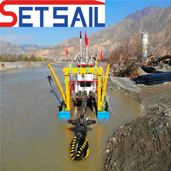 Non Self Propelled Clay and Mud Dredger Vessel with Pipeline
