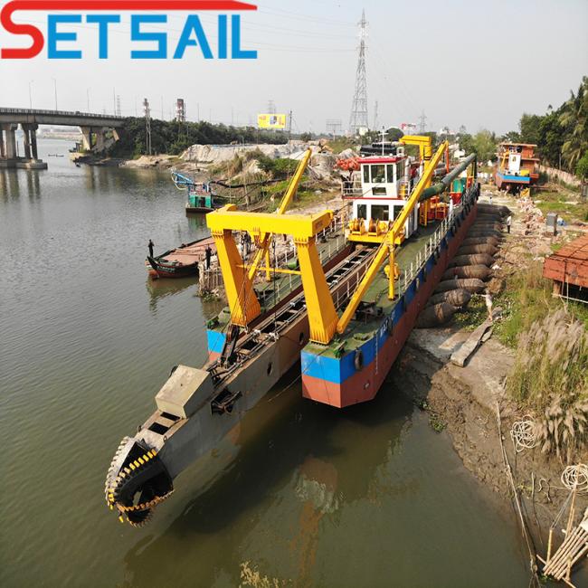 HDPE Diameter 18"-26" Cutter Suction Dredger