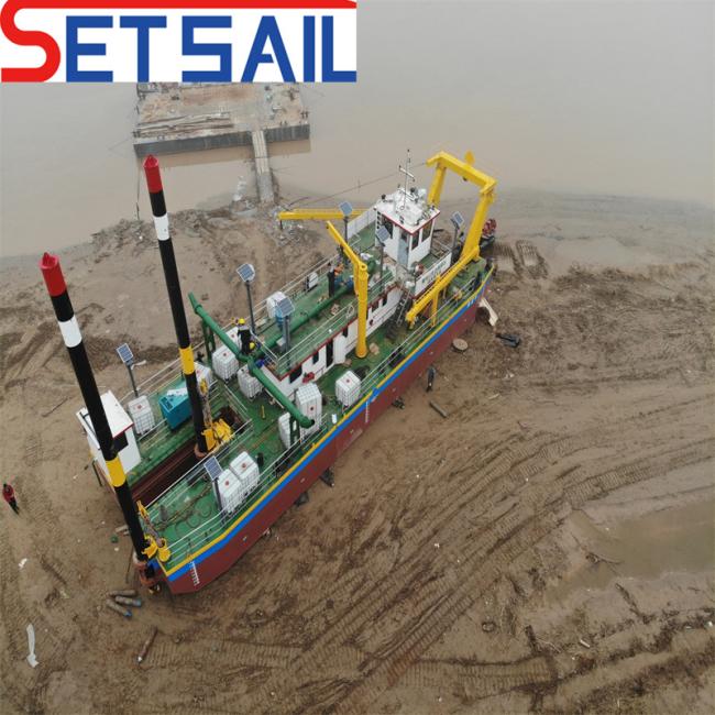 Hydraulic Motor Drive Wheel Bucket Hard Mud Dredger for Sale