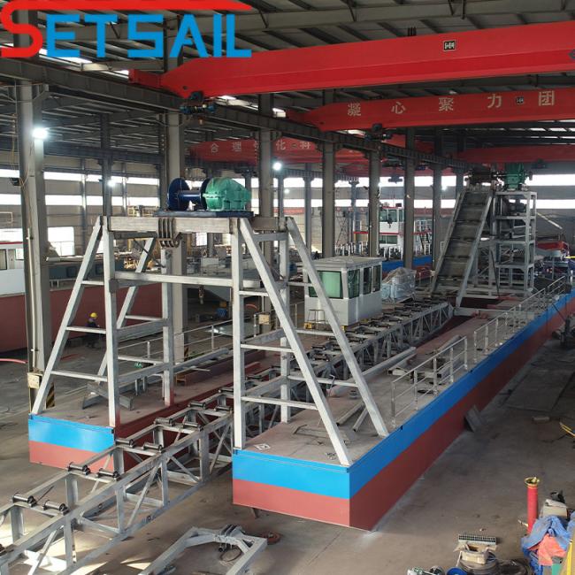 Chain Bucket Lake Mining Diamond Ship Used in River