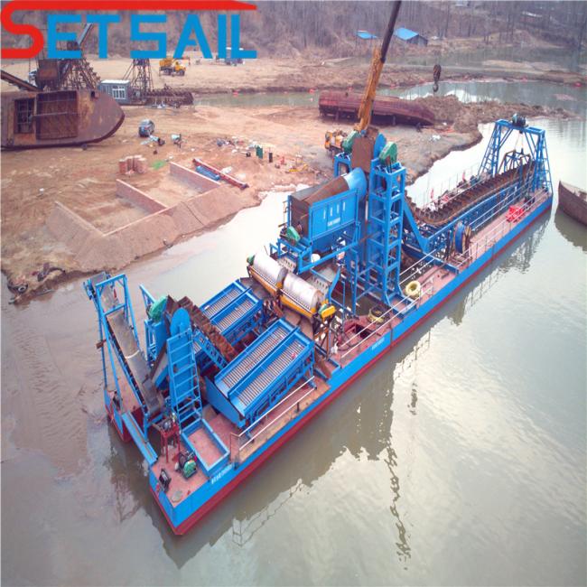 Made in China Sand Mining Dredger with Agitate Chute