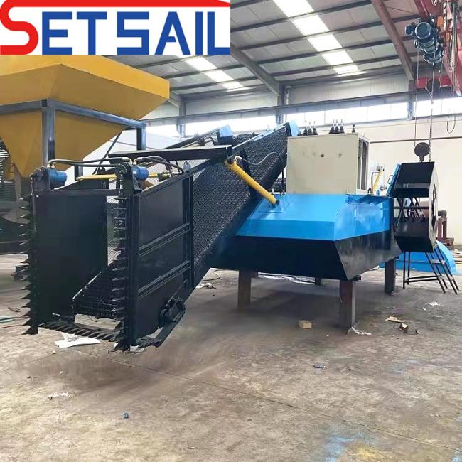 Amphibious Cleaning Harvester for Small River/Pond/Lake