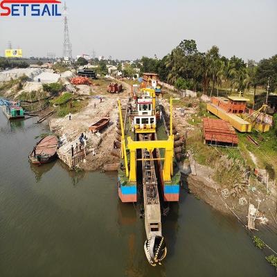 China Cumins 122kw Potência do motor auxiliar 10 polegadas cortador sucção dragador de areia com carro à venda