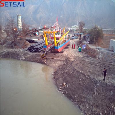 中国 8インチカット 吸い込み泥掘り機 川砂ディーゼルエンジン 46 メートルヘッド 販売のため