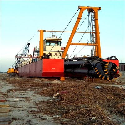 China 7000m3 cortador de flujo de agua excavadora de succión QHCSD-233 para la infraestructura de agua de Nigeria en venta