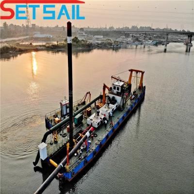 China Control hidráulico Corte de arena fluvial Excavadora de succión con medidor de caudal de Siemens PLC en venta