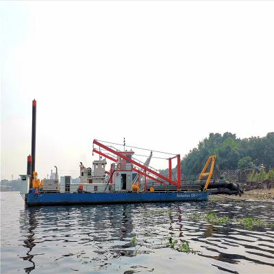 China Dredger de succión de corte de 26 pulgadas para arena marina impulsado por un motor diesel Cummins en venta