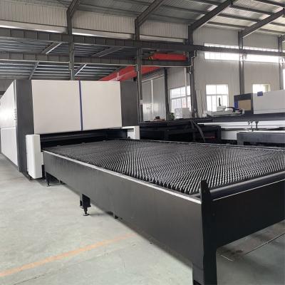 Cina Protezione a chiusura completa 12000w Cnc Fibra di metallo Laser Cutting Machine per acciaio inossidabile in vendita