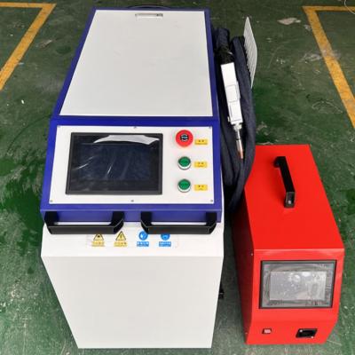 Cina Saldatrice laser portatile da 1.5kw 2kw 3kw per acciaio al carbonio, acciaio inossidabile, alluminio e rame in vendita