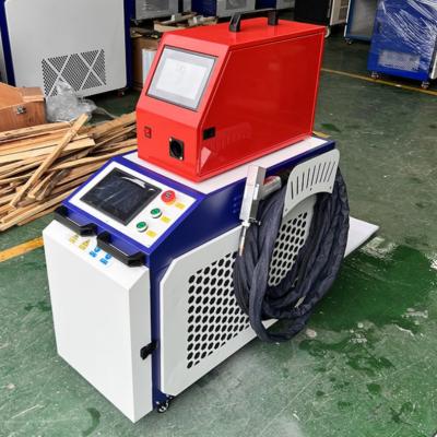 Cina Saldatrice laser portatile da 1.5kw 2kw 3kw per acciaio al carbonio, acciaio inossidabile, alluminio e rame in vendita