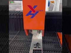 Machine de découpe laser à fibre CNC de 1500W à 3000W Coupeuse laser pour tôle métallique en acier au carbone