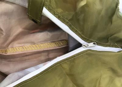 Cina Borsa pieghevole a colori 190T con chiusura a cerniera in vendita
