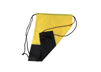 Cina Zaino giallo in nylon con la corda di trazione in vendita