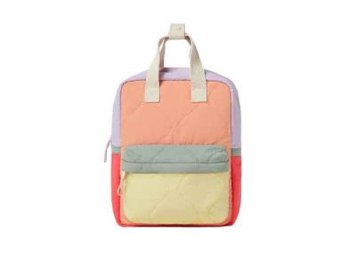 China Mochila de poliéster unisex Una mochila con cremallera con correas ajustables en venta
