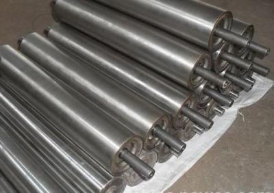 Cina Auto che lubrifica il rullo folle di trasporto resistente su misura del nastro trasportatore di estrazione mineraria in vendita