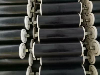 China Tratamiento antiestático del rodillo loco de Soncap del transportador de goma de la cubierta que lleva en venta