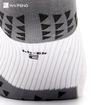 China Mensen Athletic Football sokken Niet-slip Crew Outdoor Sports sokken Custom Logo Te koop