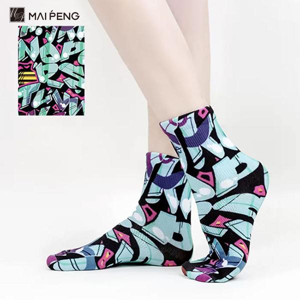 Custom Logo Sublimation Printed Socks Polyester 3D Printed Socks