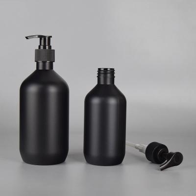 Cina Giro 300ml 500ml dell'ANIMALE DOMESTICO della bottiglia di Matte Black Plastic Shampoo Pump in vendita
