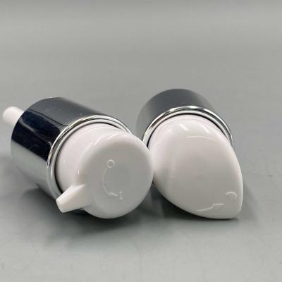 Cina Pompa UV 20/410 della crema di trattamento 24/410 di serratura liquida di plastica della lozione dello spruzzatore bianco e d'argento della pompa in vendita
