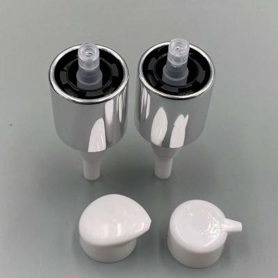 Cina Pompa UV 20/410 della crema di trattamento 24/410 di serratura liquida di plastica della lozione dello spruzzatore bianco e d'argento della pompa in vendita
