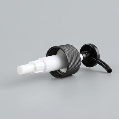 Cina Produttore 28/410 della pompa dell'erogatore della lozione del corpo nero della bottiglia 30/400 di pompa 250ml della lozione di 24mm in vendita