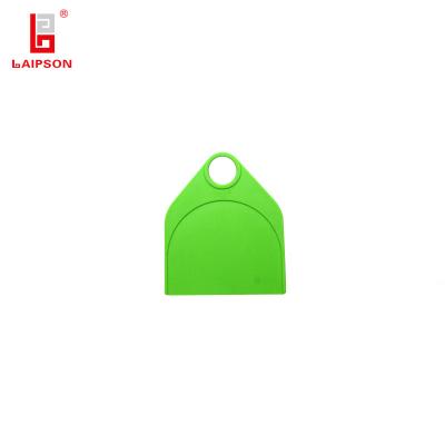 Cina TPU Large Size Goat Sheep Tag With Laser Printing Number Cattle Goat Neck Collar in vendita