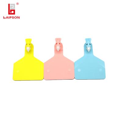 China Laipson 82mm TPU Ear Tag Z Type Cattle Feedlot Ear Tag For Farm Tracking for sale