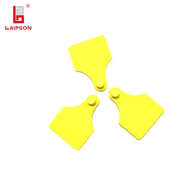 Cina Medium TOP TPU Cattle Cow tamperproof ear tag con stampa laser in rosso in vendita