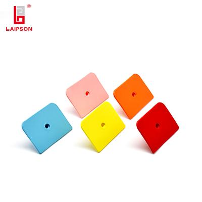 China BASF TPU 52*38mm OEM Visual Plastic Laser Printing QR Code Pig Sheep Male Ear Tags for sale