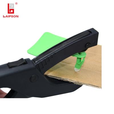 China Animal Livestock Ear Notchers , Ear Tag Pliers For Installing Pig Cattle On Ranch for sale