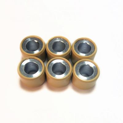 中国 オーダーメイド モーターサイクルのスクーターローラー 重さ 18x14 GY6-125 IRON 12g より良いハンドリングのために 販売のため