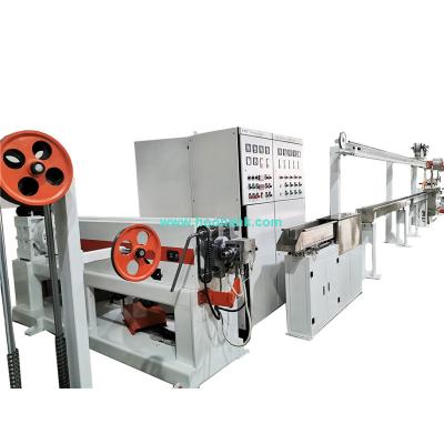 Cina La linea di costruzione 4T dell'estrusione di cavo dell'Algeria del cavo della macchina bianca dell'estrusione pesa la macchina elettrica della fabbricazione di cavi in vendita