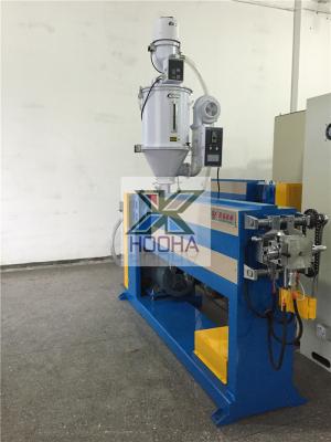 China As 2 camadas flexíveis prendem a velocidade de rotação 100 RPM/minuto da máquina da extrusão à venda