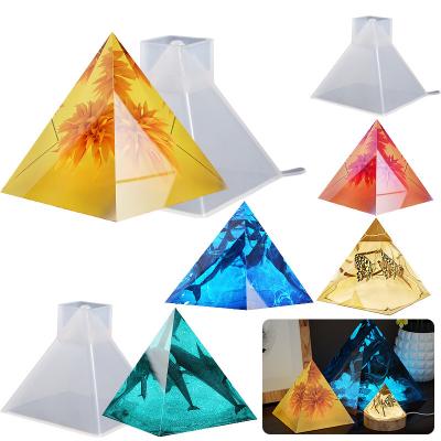 China DIY crystal dropper resin high transparency mirror tower with support triangle tower decorative silicone mold for sale
