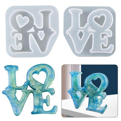 China DIY Crystal Dropping Resin Grinding Tools Irregular Shape Love Pendant Pendant Silicone Mold for sale