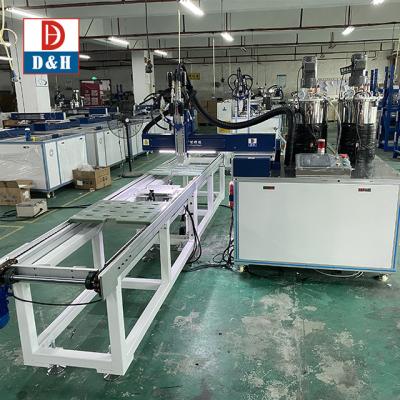 中国 3 軸自動 Ab クレムポッティングマシン コンベヤー ロボット LEDランプ PU シリコン樹脂配給とAB 充填機 販売のため