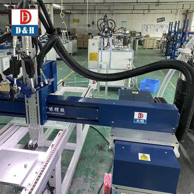 中国 3 軸自動 Ab クレムポッティングマシン コンベヤー ロボット LEDランプ PU シリコン樹脂配給とAB 充填機 販売のため