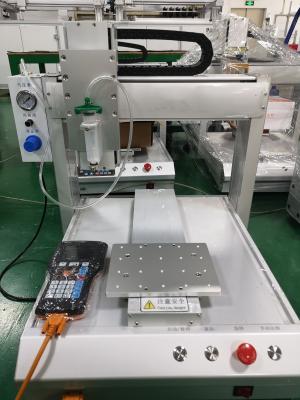 Cina Dispensatore di colla a tre assi semiautomatico L610 X W500 X H600mm per una distribuzione accurata in vendita