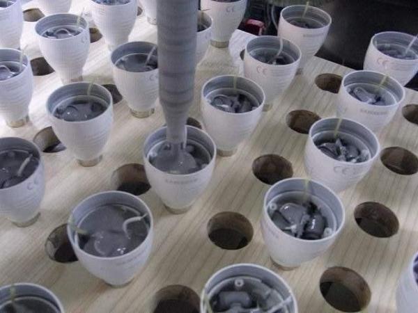 Custom Vacuum Chamber Glue Potting Machine For Potting 1200 X 1200mm XYZ Working Area