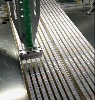 Cina Pompia di ingranaggi AB Dispenser di colla per LED Strip Speed di uscita della luce 5-66g/5s regolabile in vendita