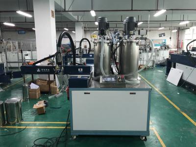 Cina Macchina per la distribuzione di resine AB di 400 kg di capacità con spruzzatura e distribuzione automatiche di colla in vendita