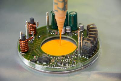 China Hoge stroomsnelheid 0-66g/5s PGB-700 Auto lijmverdeler voor consistente lijmverdeling Te koop