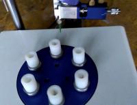China Vertical Installation LED Bulb Dispenser Machine Customized for Your Production Line for sale