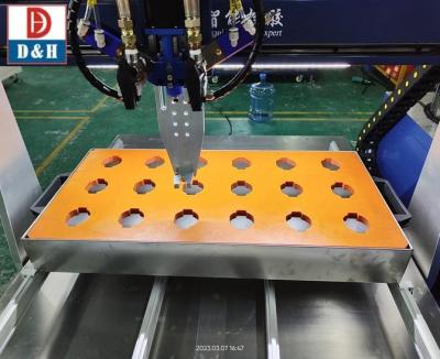 Cina Equipaggiamento di automazione versatile PGB-700 2 parte macchina di stampaggio in silicone per elettronica in vendita