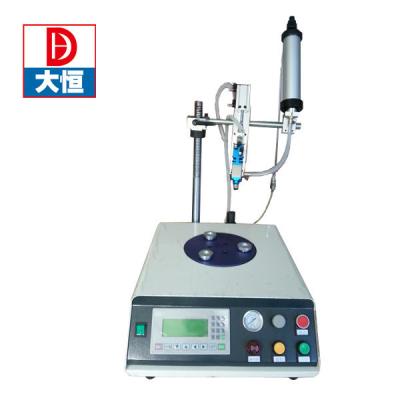 China High Precision Glueing Mode Silicone lijm dispensing machine voor LED lamp 660 X 280 X 680 Te koop
