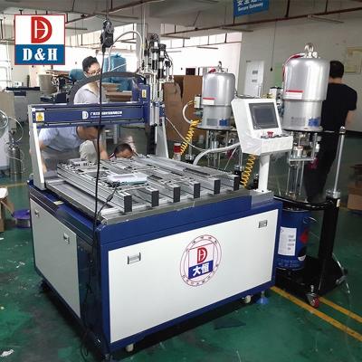 Cina 100 100-100 5 Mixing Ratio AB Epoxy Glue Adhesive Dispensing Machine with Plunger Pump in vendita
